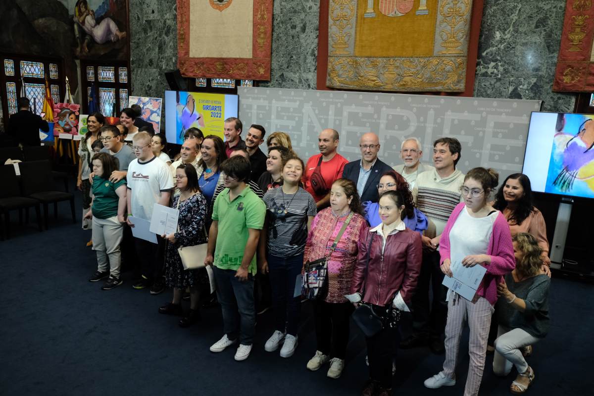 SINPROMI – La obra ‘El Cielo’ obtiene el primer premio del II Certamen de Pintura Giro Arte